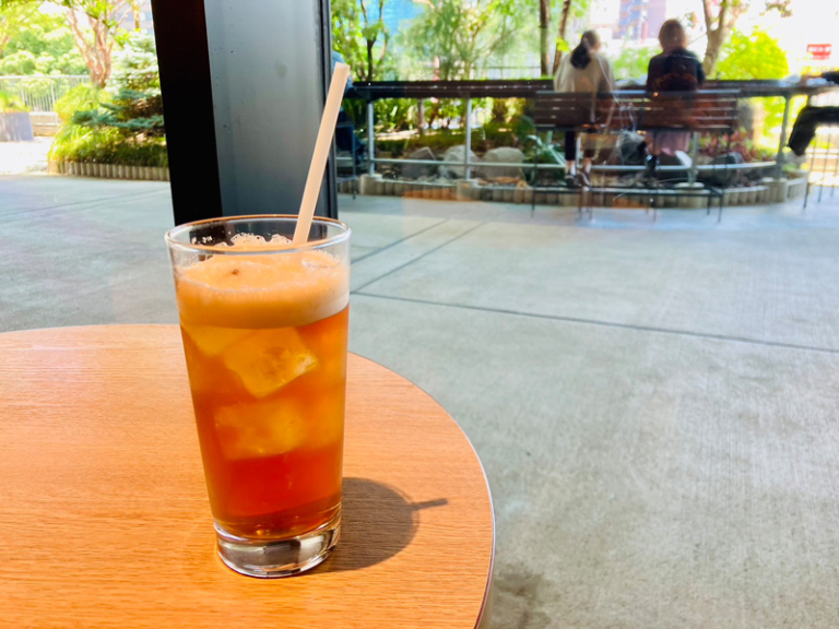 カフェモロゾフ「Café Morozoff」のスイーツ。アーモンドワッフルは思い出すとまた食べたくなる味【サクラマチ熊本2F】 | くまもとオンライン